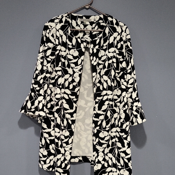 Danny & Nicole | Jackets & Coats | Danny Nicole Black And White Floral ...